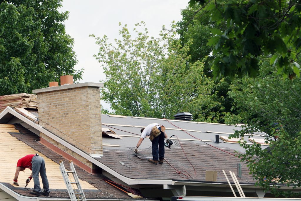 Roof Installation: Choosing the ideal material and Installing ...